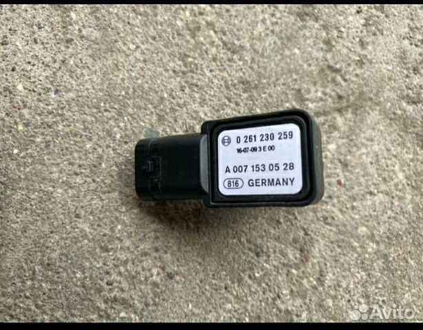 Mercedes AMG датчик давления A0071530528 купить в Москве | Запчасти | Авито